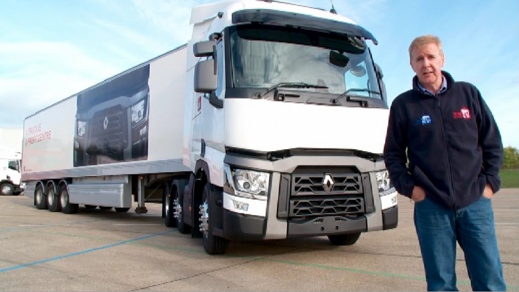 TruckWorld TV Road test of the Renault T Range – TruckWorldTV